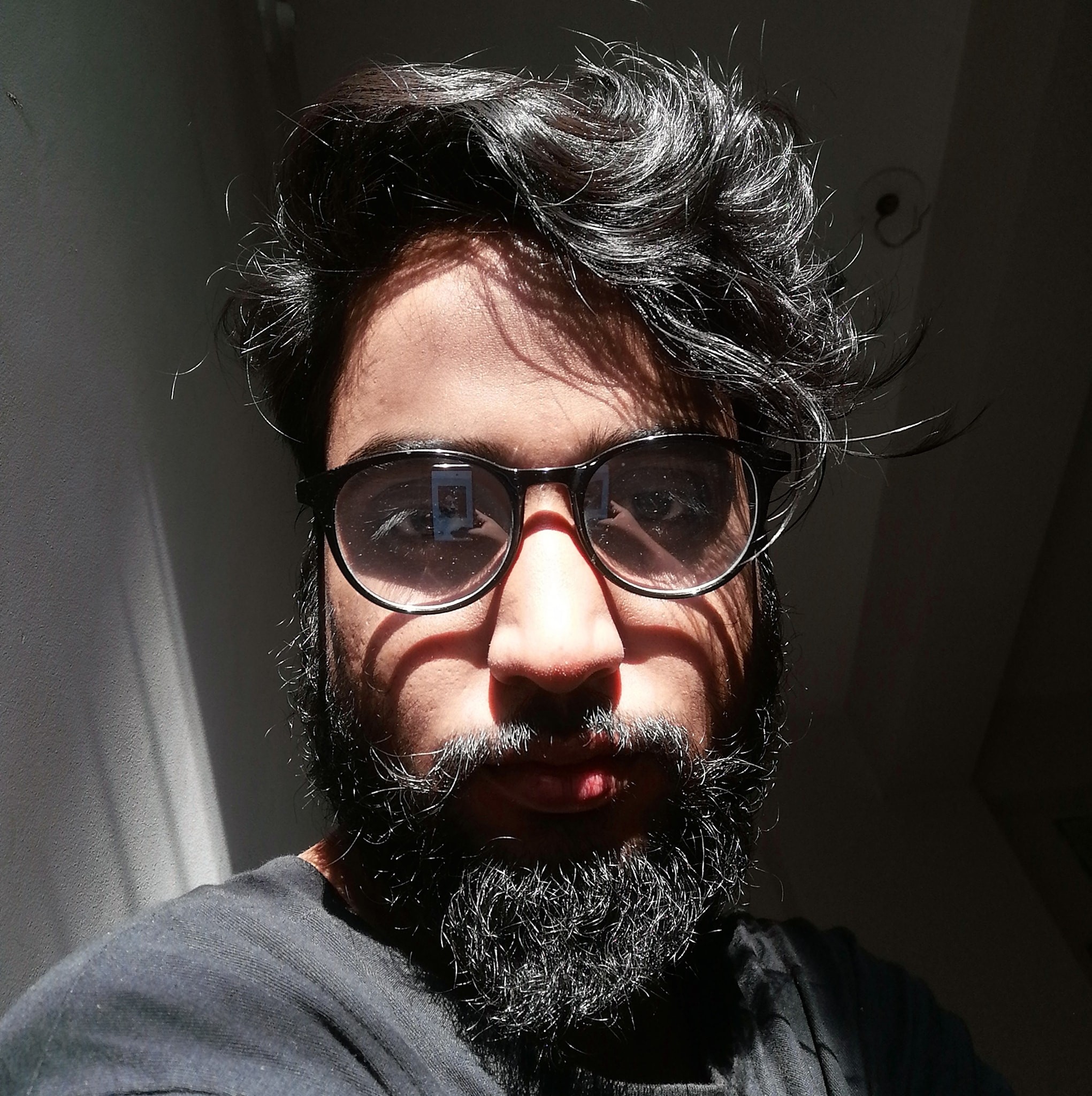 Why do I have a big rib cage? What are the reasons and key factors?