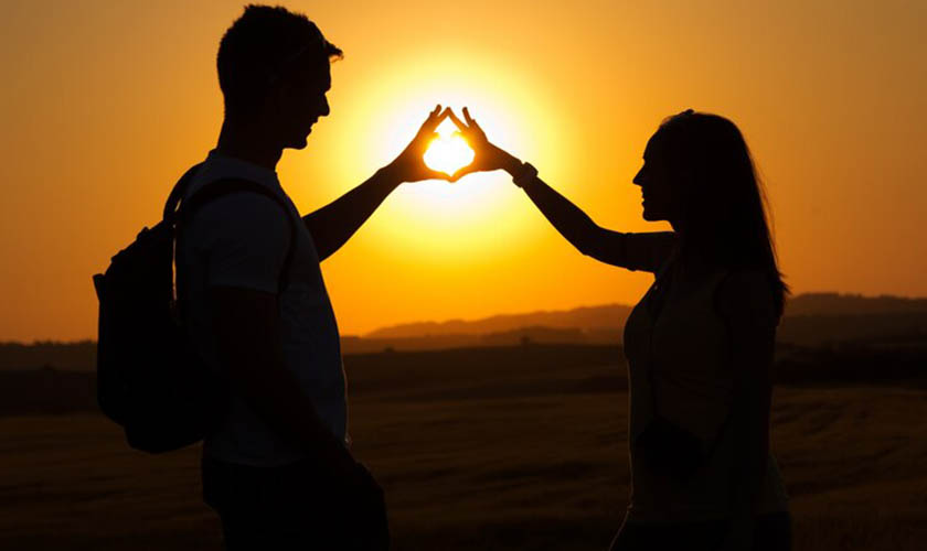 Why it is important to be with someone who makes you happy?